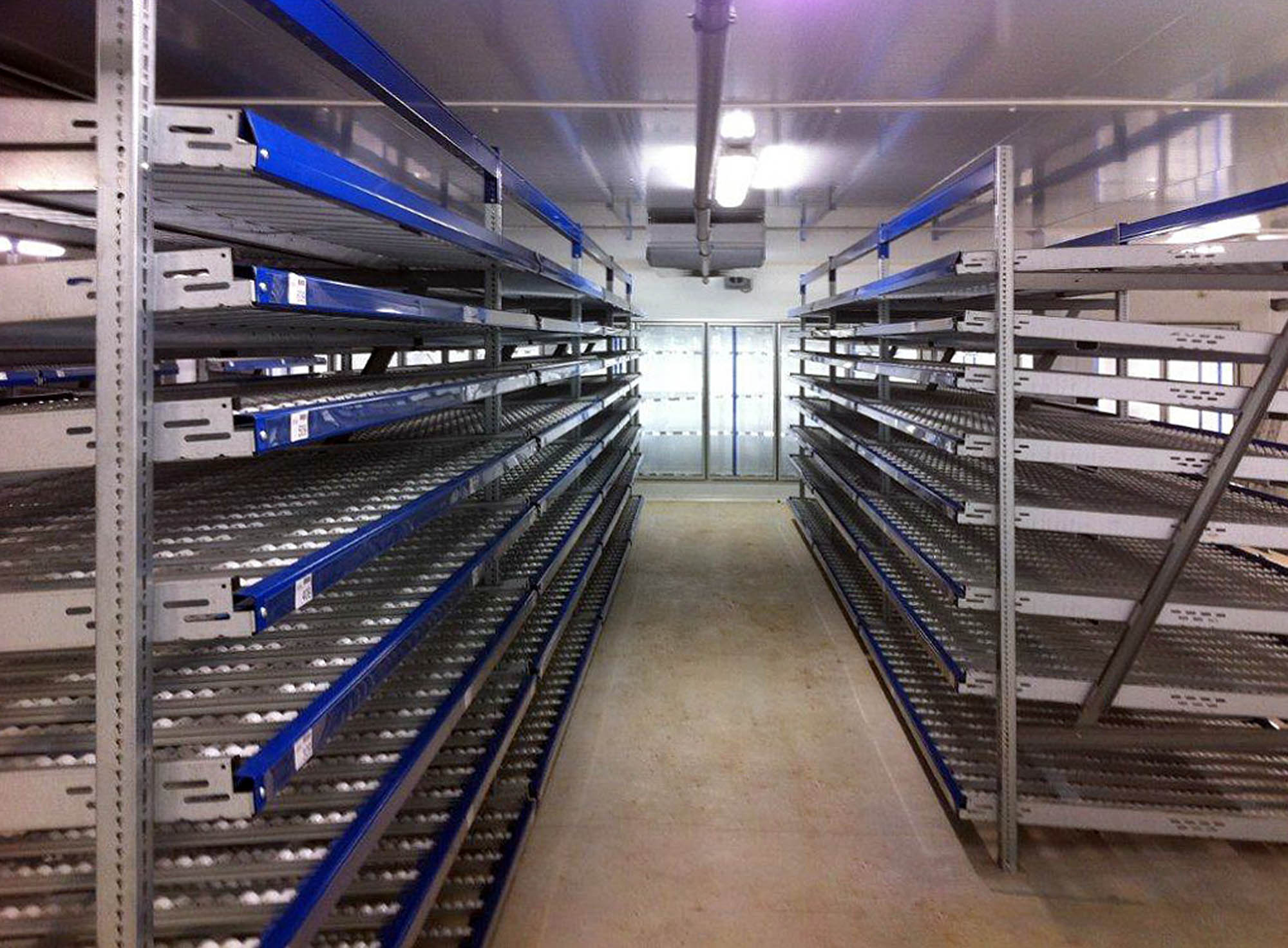Dynamic racking systems | Gravity racking| OHRA UK Dynamic racking systems | Gravity racking| OHRA UK