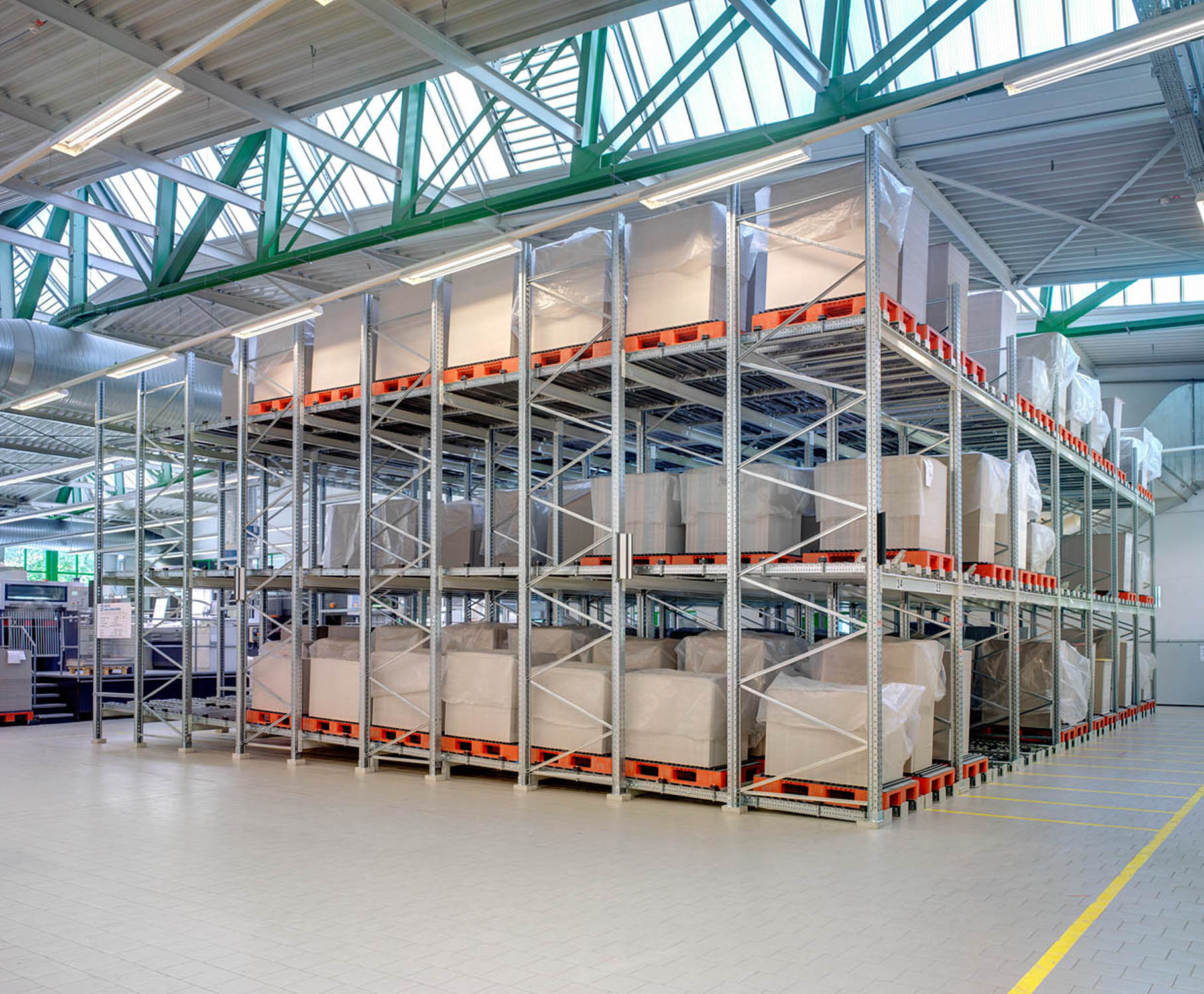 Dynamic racking systems | Gravity racking| OHRA UK Dynamic racking systems | Gravity racking| OHRA UK