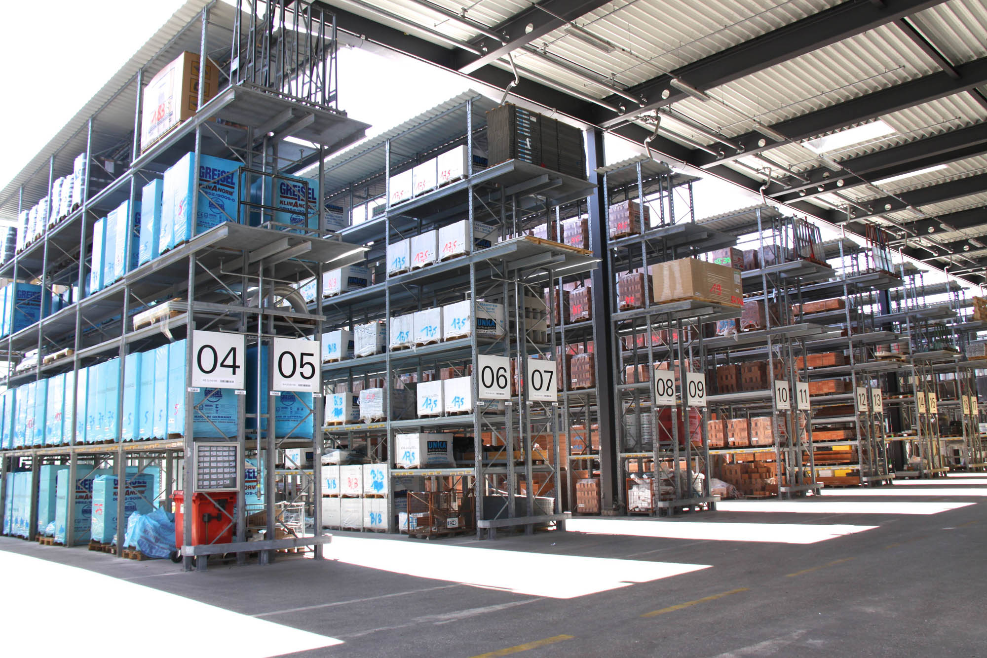 Pallet racking UK | Storage systems | OHRA UK