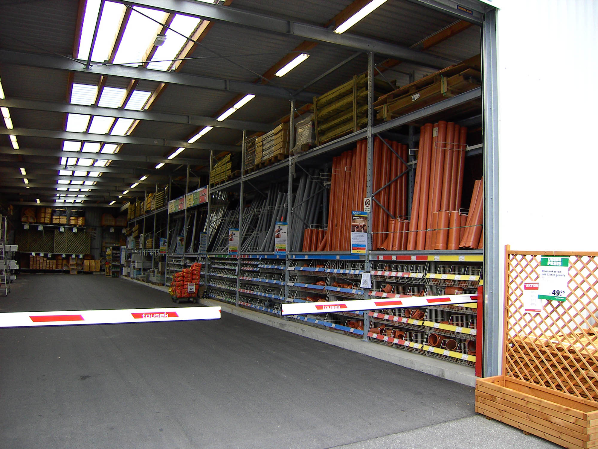Rack Clad Warehouse | Racking systems as a hall | OHRA UK